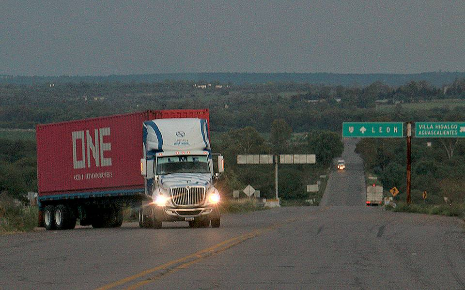 Theft from motor transport increases on the highways from Durango to ...