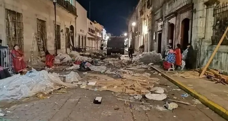 Triqui indigenous people evicted from the government palace by new ...