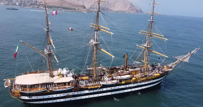 One of the most beautiful ships in the world will dock in Puerto Vallarta