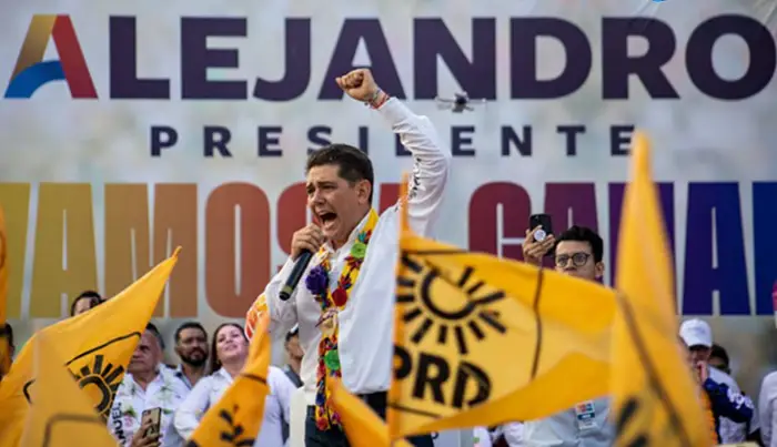 The mayor of Chilpancingo, Alejandro Arcos, is murdered and decapitated