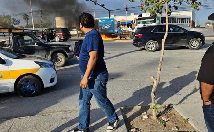Reynosa Wakes Up to Gunfire, Burning Tires, and Roadblocks