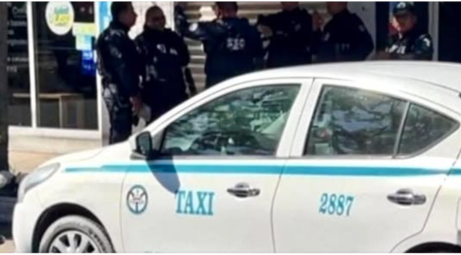 Taxi Driver Arrested for Keeping and Selling Luggage in Playa del Carmen